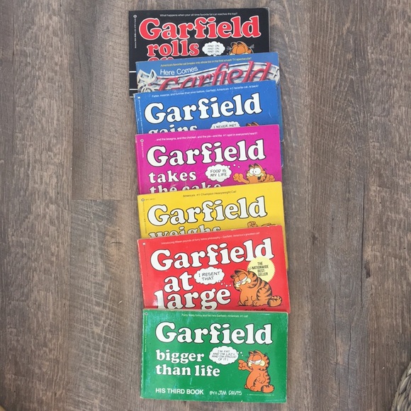 Jim Davis | Other | Vintage Garfield Comic Book Lot | Poshmark